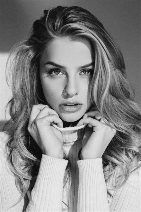 50 Black And White Portraits — Richpointofview Fotografi Potret Diri