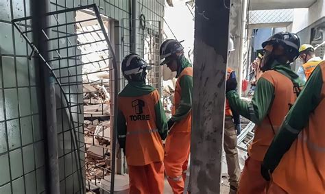 Sobe Para Cinco Total De Mortos Em Desabamento Em Aracaju Folha Pe