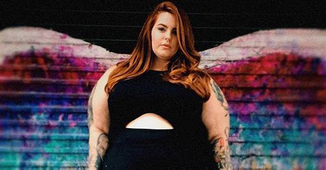 Plus Size Model Tess Holliday On People Magazines Cover Popsugar Fashion