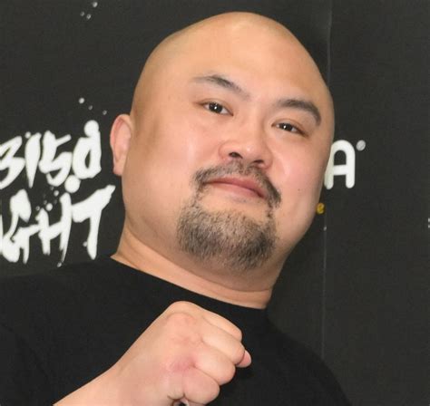 「賛否両論あるけど粗品の根底にある優しさが好き」鬼越・坂井、涙の投稿に大反響 粗品が自身のライブ中に倒れた坂井の妻をお見舞い Sns「分かる人