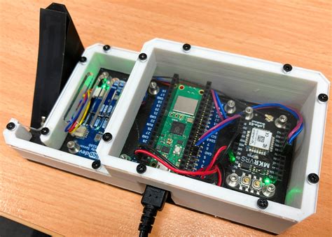 raspberry pi pico with lorawan and the things network makerverse lora