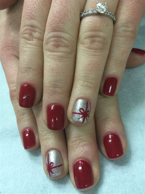 Red Gliiter Silver Sparkle With An Adorable Bow Christmas Gel Polish
