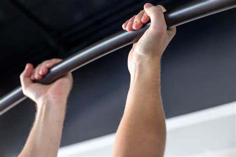 7 Isometric Exercises For Biceps And Why You Should Do Them