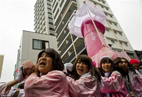 Kanamara Matsuri 2017 Japan S Fertility Festivals The Hard Facts All