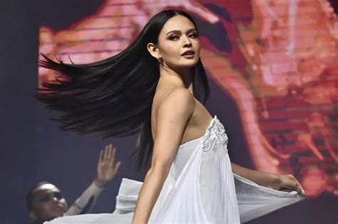 ‘it Was Powerful Pauline Amelinckx Reflects On Evening Gown Portion