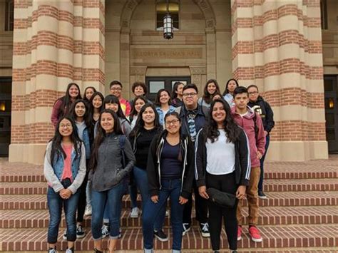 distinguished grizzly academy overview