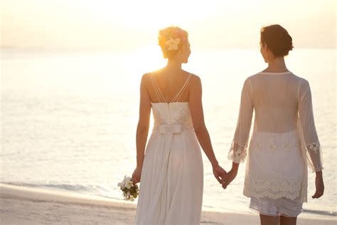 Same Sex Wedding Showers How Do I Plan One And Whos Invited Huffpost