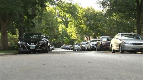 2 Usps Mail Carriers Robbed At Gunpoint In Evanston Police Say Abc7