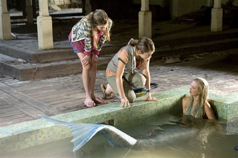 31 Best Mermaid Movies Popsugar Entertainment