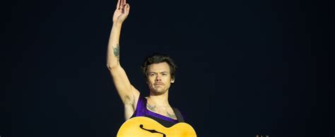 Harry Styles ‘as It Was Enters Rare Territory With A 10th Week At No
