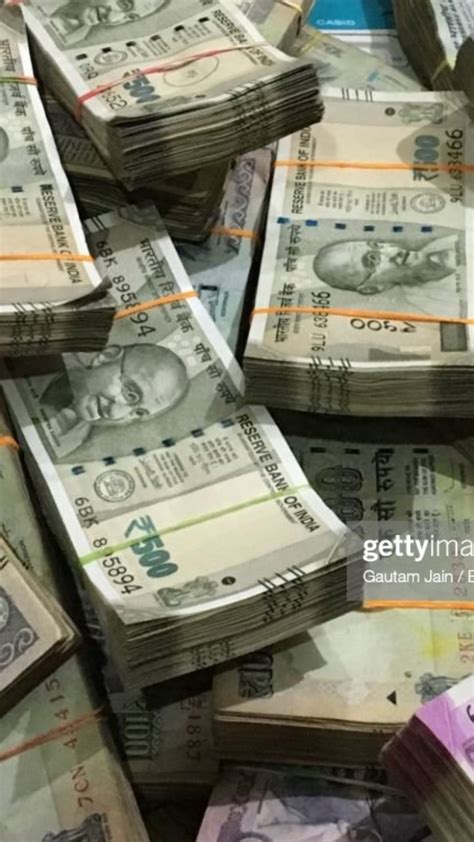 पैसा वाला बनना है तो जान लें ये 10 अचूक मंत्र मिस बिल्कुल न करें