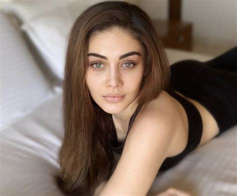 Shefali Jariwala In Bathing Suit Is Feeling Sandy — Celebwell