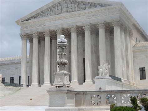 Supreme Court Rules Police Need Warrants To Obtain A Users Smartphone