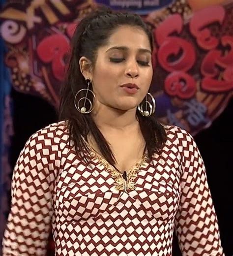 Pin By Rohithb On Anchor Rashmi Goutham Indian Fashion Saree Indian