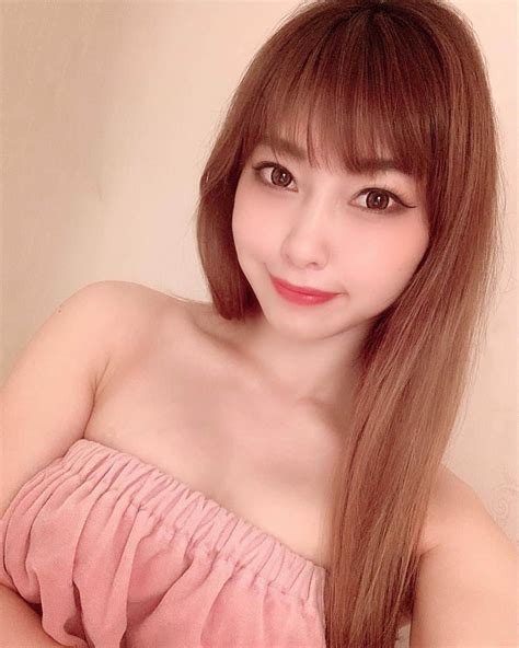 Rieさんのインスタグラム写真 Rieinstagram 「 🧖‍♀️🧖‍♀️🧖‍♀️ ・ 昨日はバストアップサロン Three