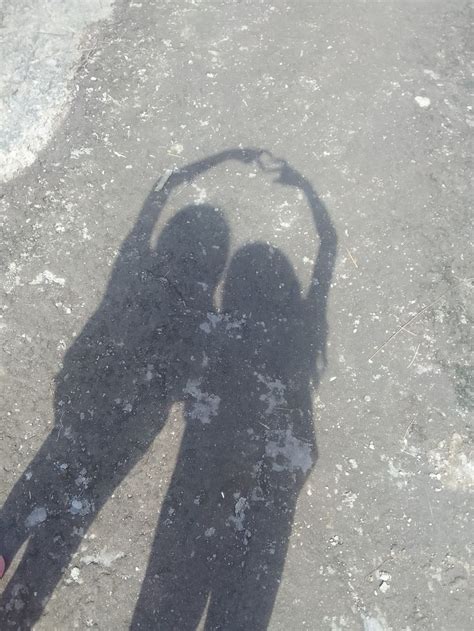 Fotos Para Fingir Que Eres Tú Con Tu Amiga Foto Amigo