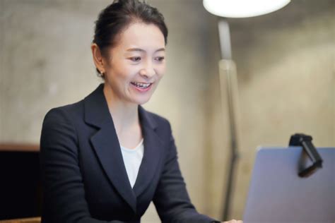 シニア 60歳からの仕事 女性は就職できるか？ 就職できるのです！ Webライター「かおりのブログ」