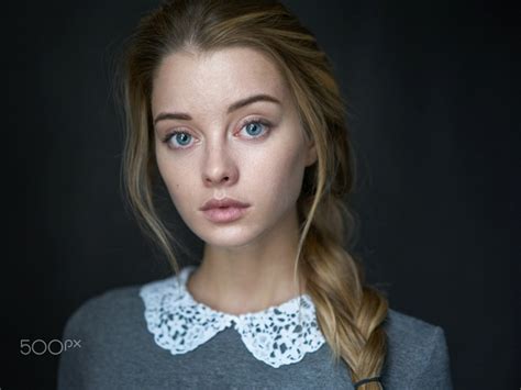 Blonde Face Blue Eyes Portrait Women Simple Background Hd