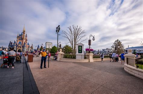 Magic Kingdom Early Entry Strategy Starting At Seven Dwarfs Mine Train