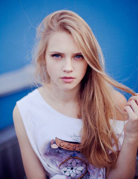 The Girls Next Door – Collection Of Cute Girls Have A Fun Here