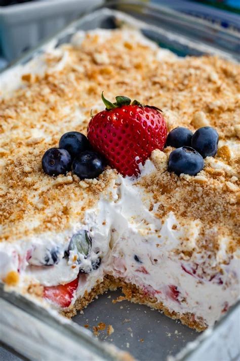 No Bake Berry Dessert Lush Is An Easy Summer No Bake Lasagna That Has A