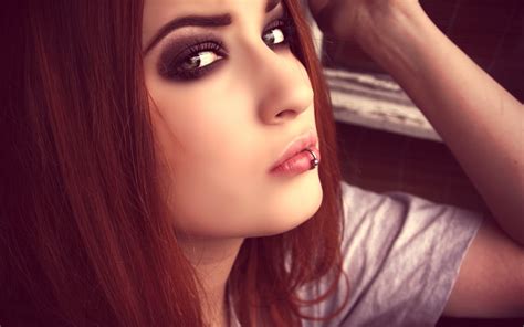 Girl Piercing Face Hair Wallpaper Coolwallpapers Me