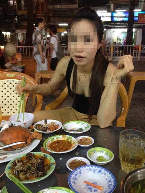 女から世話されてなんぼの夜の海鮮料理、ベトナム・ホーチミン夜遊び｜ベトナム・ホーチミン夜遊び情報【フェチ・ベトナム｜美人専科】
