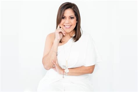 Carolina Veira Receives Hispanic Women Of Distinction Award 2021