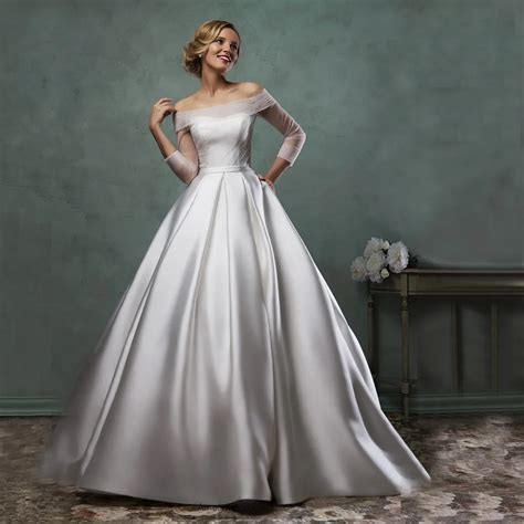 2016 Ball Gown Vintage Simple Off Shoulder Ivory Satin Bridal Dresses