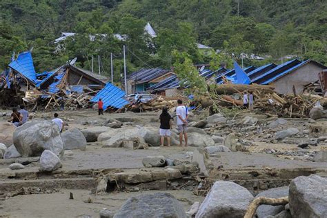 5 Fakta Banjir Dan Longsor Di Jayapura 73 Warga Tewas Hingga Janji