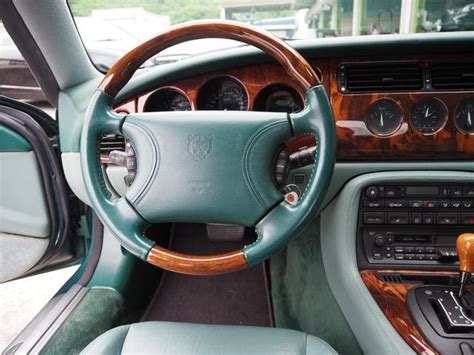 ジャガー Xk Xk8 クラシック 走行23000km コノリ－レザーの中古車｜グーネット中古車