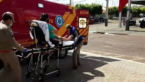 Mulher Tem Suspeita De Fratura Após Tropeçar E Cair Vídeo Dailymotion