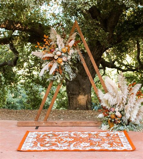 20 Boho Wedding Arches Altars And Backdrops Hi Miss Puff
