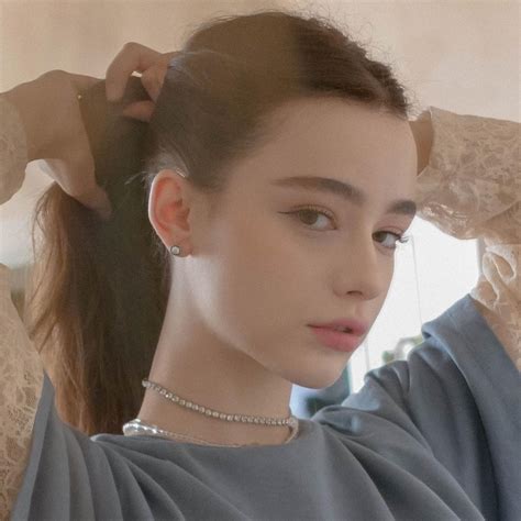 ロシア美女の色気に卒倒。ダシャ・テゥアランから目が離せない。 Forza Style｜ファッション＆ライフスタイル[フォルツァスタイル]