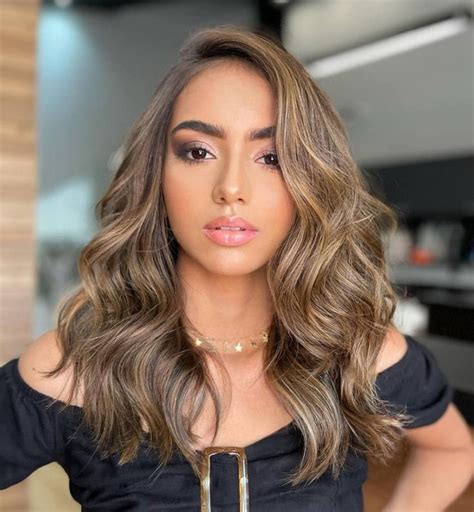 60 Looks With Caramel Highlights On Brown And Dark Brown Hair In 2022