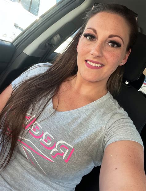 My Gawd She Looks Incredible Still R Melaniehicks