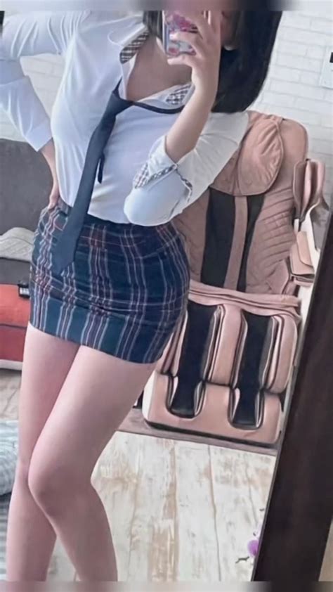 ㅇㅅㅇ에 있는 Ce Ali님의 핀 여자 교복 청소년 여자 패션 패션