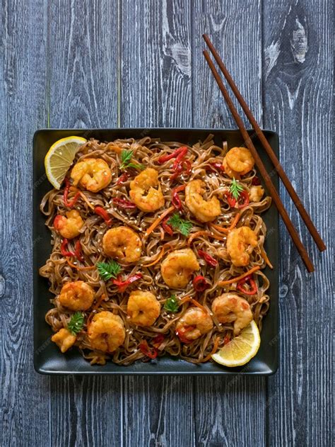 Premium Photo Prawn Schezwan Noodles With Vegetables