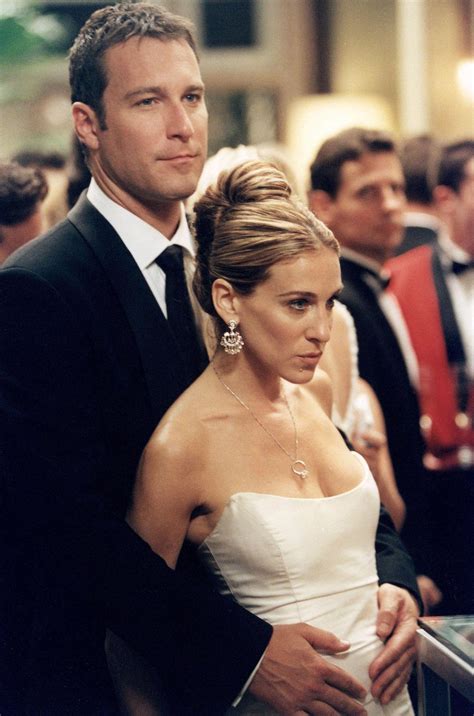 Carrie Bradshaw Jewelry In And Just Like That And Sex And The City