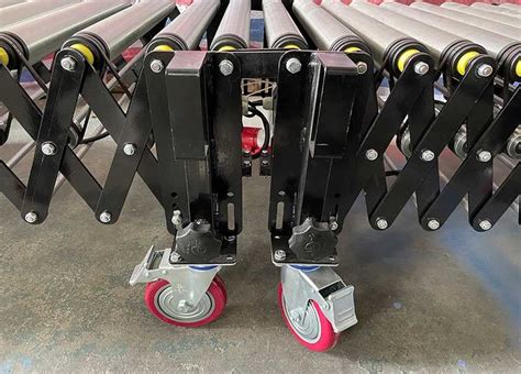 Extendable Power Roller Conveyor With Side Guide Rollers Yifan Conveyor