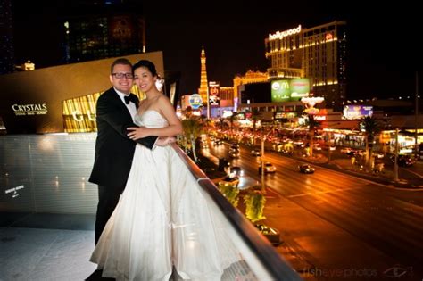Stunningly Modern Ballroom Wedding {mandarin Oriental Las Vegas