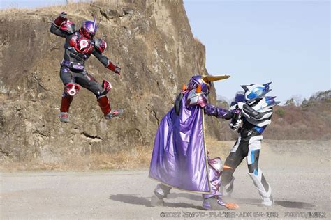理想の世界で苦戦する仮面ライダーバッファ！ そしてギーツまさかの復活！ ｜講談社 仮面ライダー 復活 タイクーン