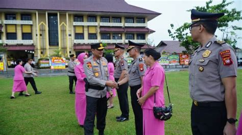 538 Personel Dan Pns Polri Naik Pangkat Di Polda Kalbar Radar Kalbar