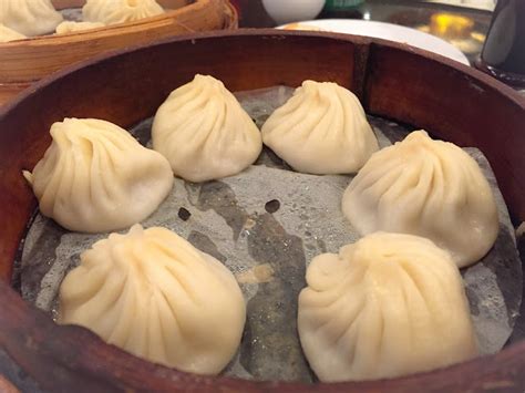 Nanxiang Steamed Bun Restaurant [南翔馒头店] Shanghai