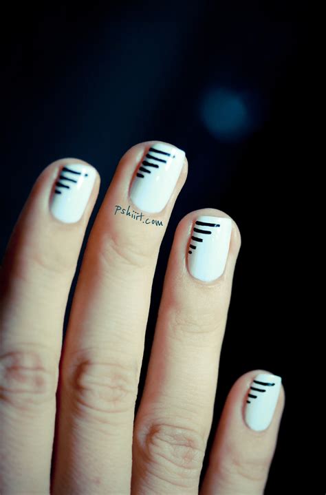 40 Simple Nail Art Tutorials For Beginners