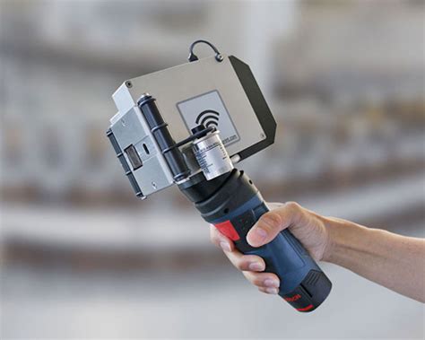 etikettiermaschinen und etikettenspender bluhm systems