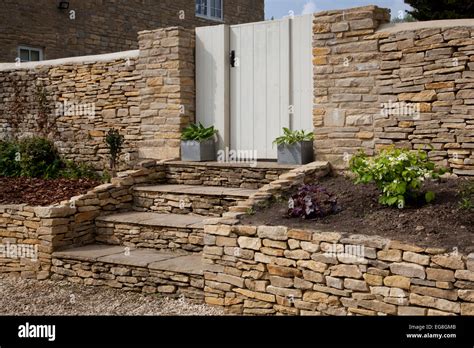 Dry Stone Wall Garden