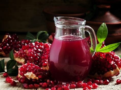 9 Amazing Benefits Of Pomegranate Juice Organic Facts