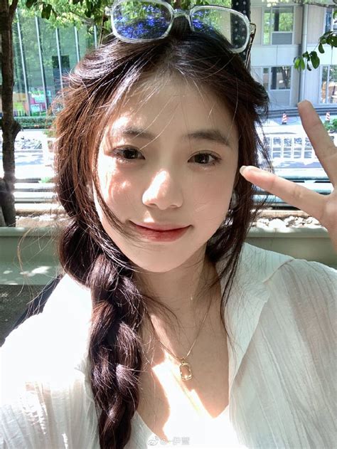 Épinglé Par 𝙨𝙞𝙞𝙞🦘🤍 Sur 🦘girls 33