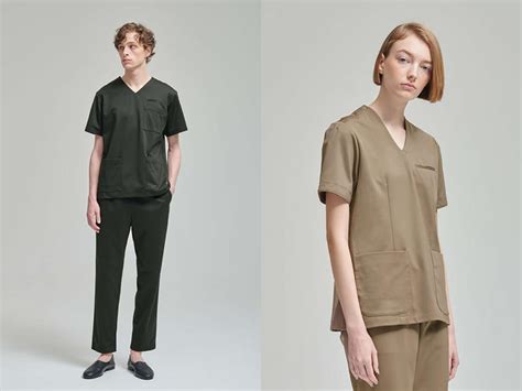 ケアマネ 介護支援専門員 にふさわしい服装とはおすすめスクラブ5点｜白衣のクラシコ公式webマガジンclassico Journal